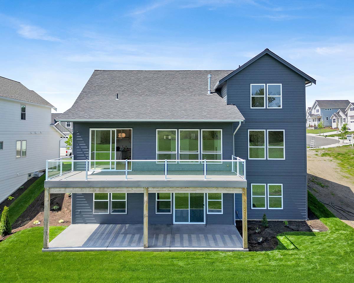 House Plan 43674 - Farmhouse Style with 2133 Sq Ft, 3 Bed, 2 Bath ...