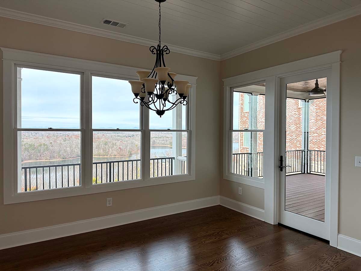 House Plan 52051 - Traditional Style with 5243 Sq Ft, 4 Bed, 4 Ba ...