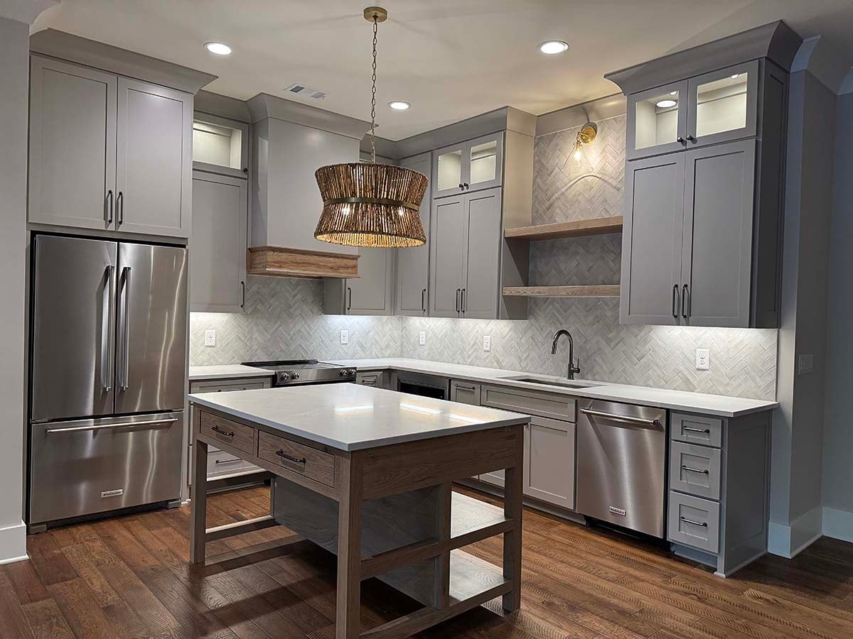 House Plan 52052 - Farmhouse Style with 5840 Sq Ft, 4 Bed, 4 Bath ...