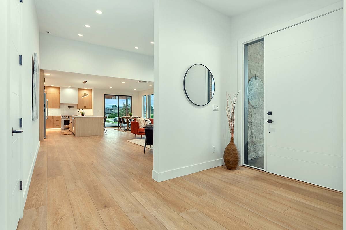 House Plan 83853 - Modern Style with 2586 Sq Ft, 3 Bed, 2 Bath, 1 ...