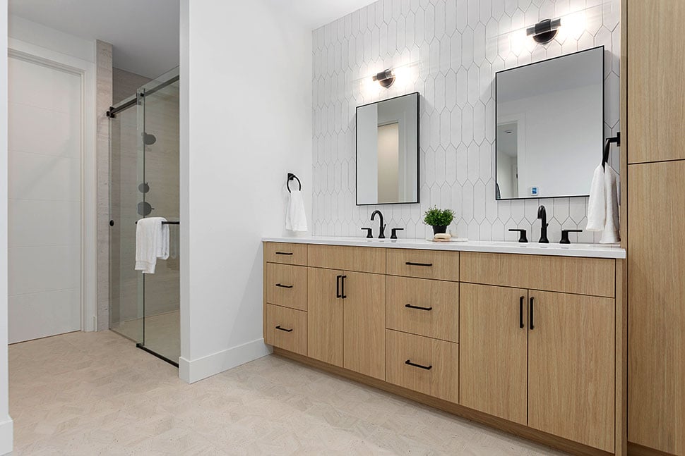 House Plan 83853 - Modern Style with 2586 Sq Ft, 3 Bed, 2 Bath, 1 ...